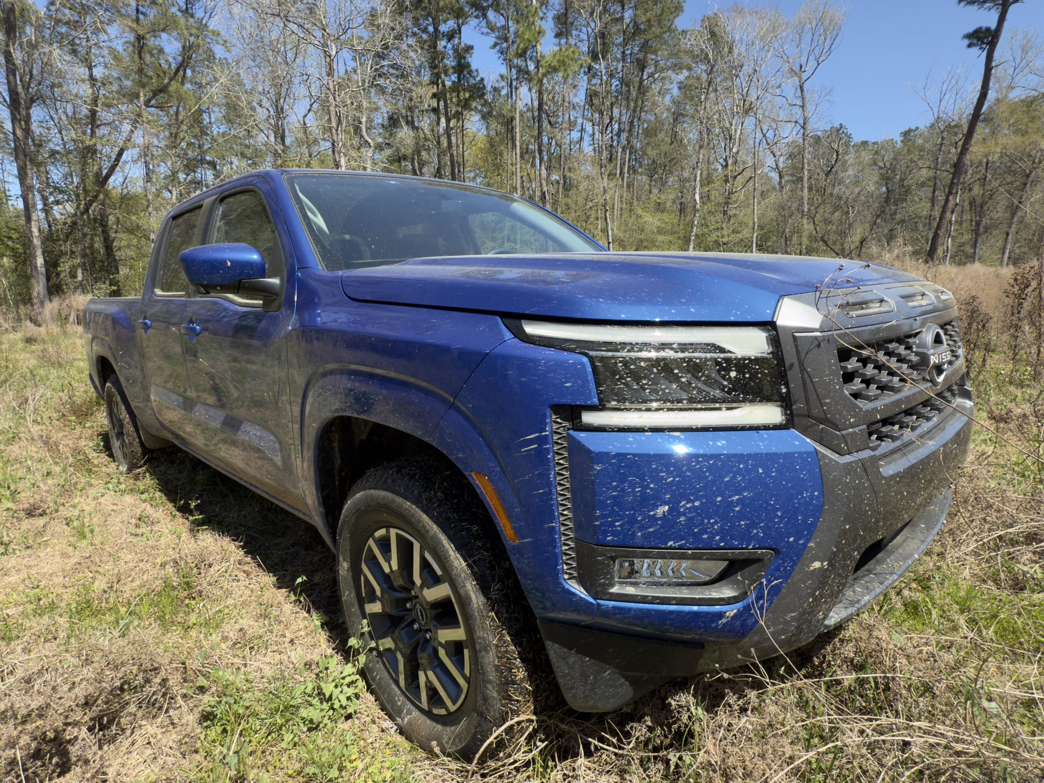 The Royal Texan Drives: The 2025 Nissan Frontier SL Crew Cab 4x4 | The ...